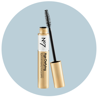 Make up 7 store
